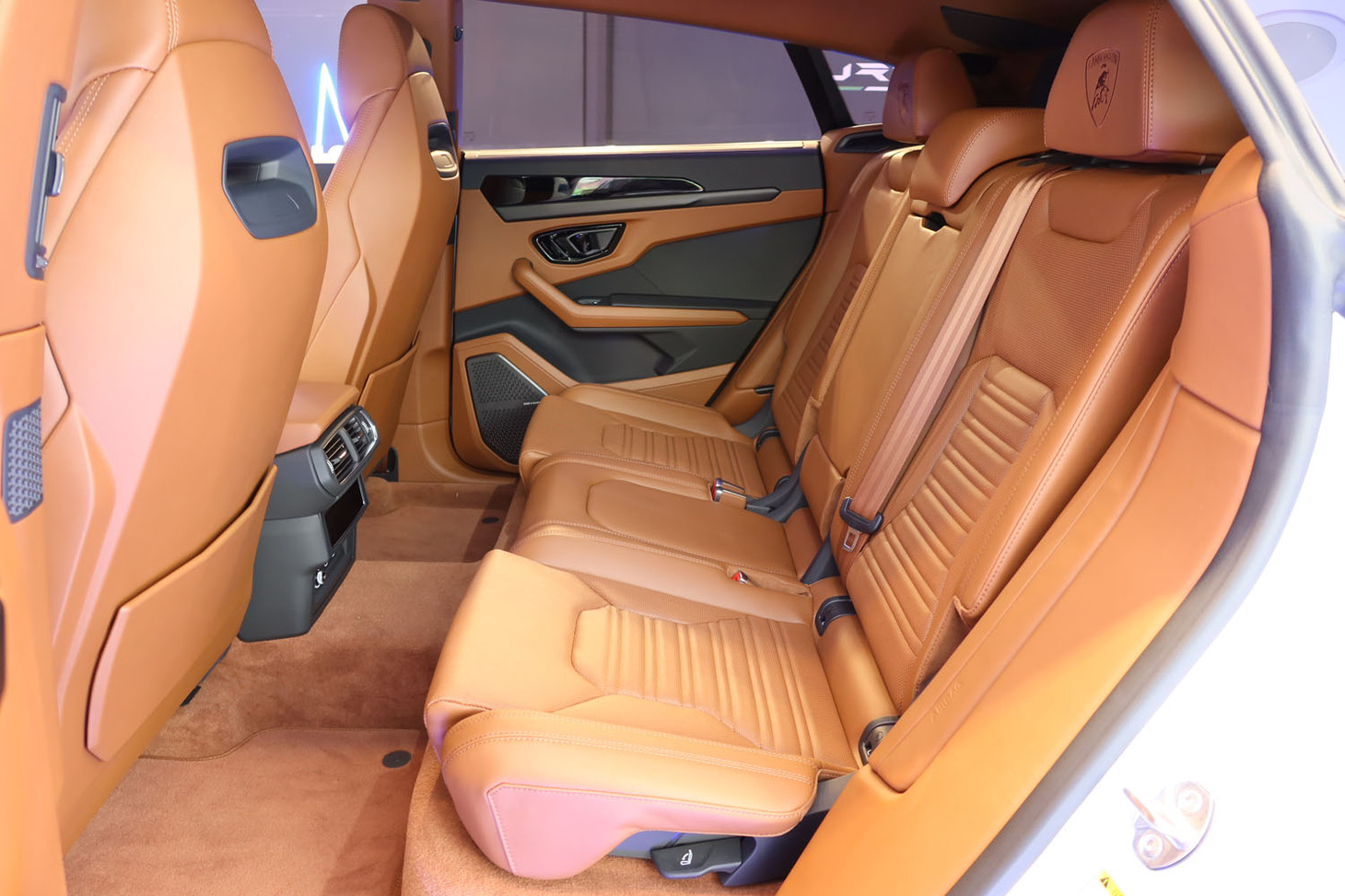 ランボルギーニ・ウルスSE 内装・外装など34枚 【画像・写真】 - webCG