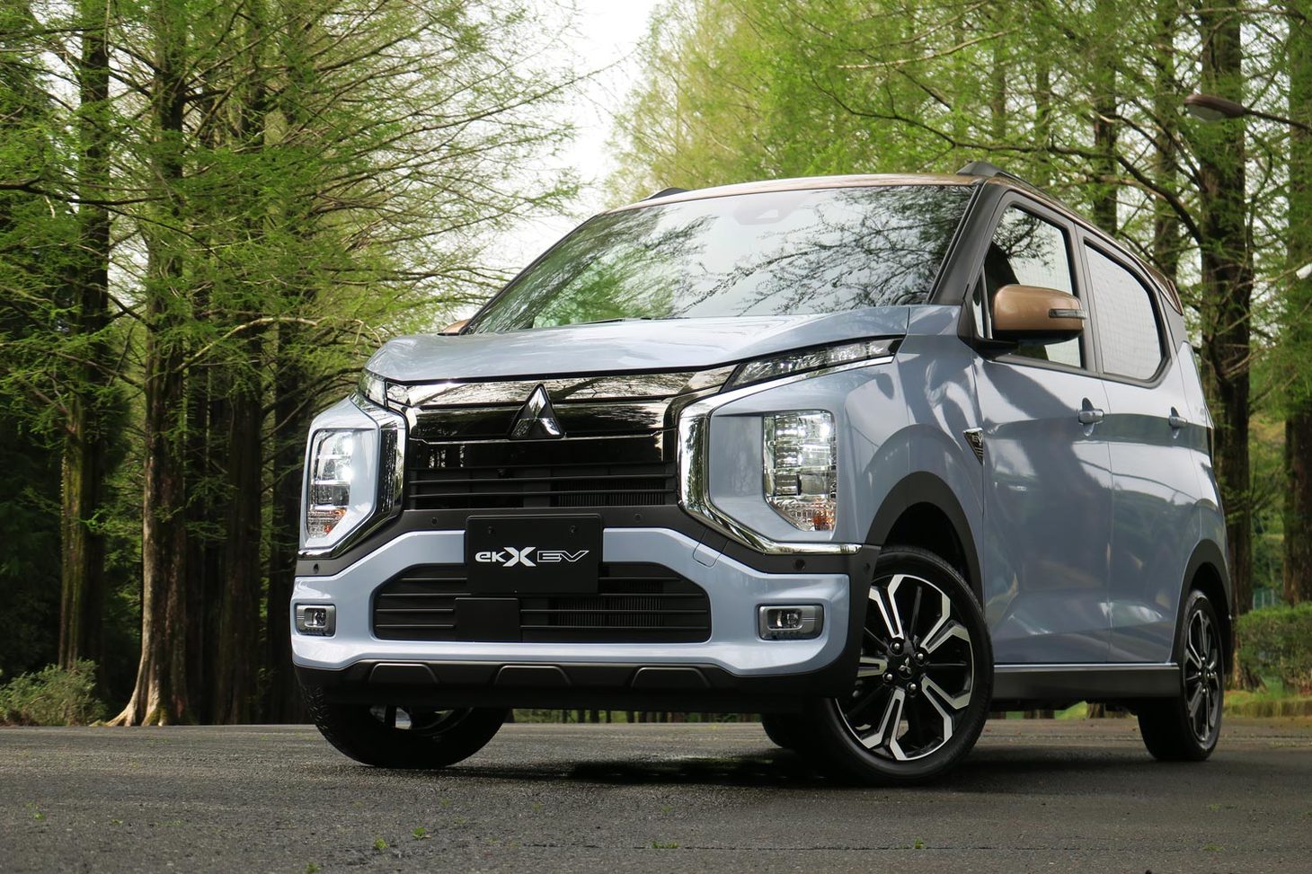 三菱eKクロスEV P 内装・外装など73枚 【画像・写真】 - webCG