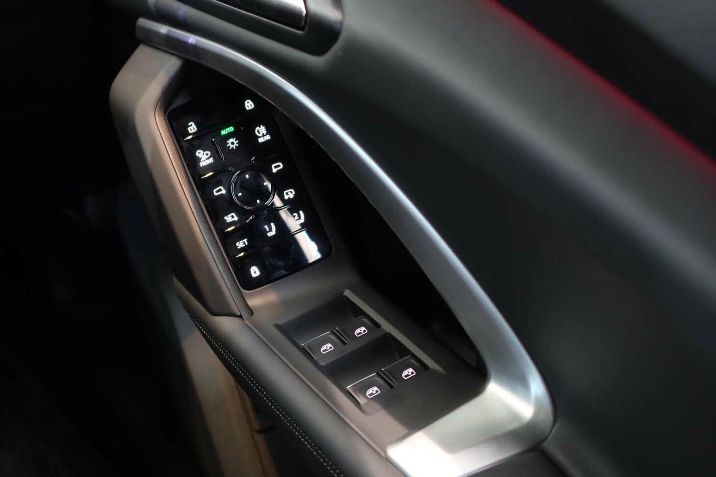 アウディQ5／Q5スポーツバック 内装・外装など42枚 【画像・写真】 - webCG