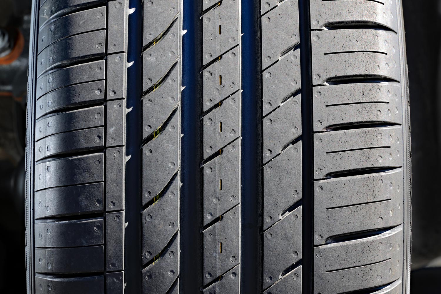 プレミアムタイヤの賢い選択 飯田裕子がNEXEN N‘FERA SU1を語る 【2023 Spring webCGタイヤセレクション＜AD ...