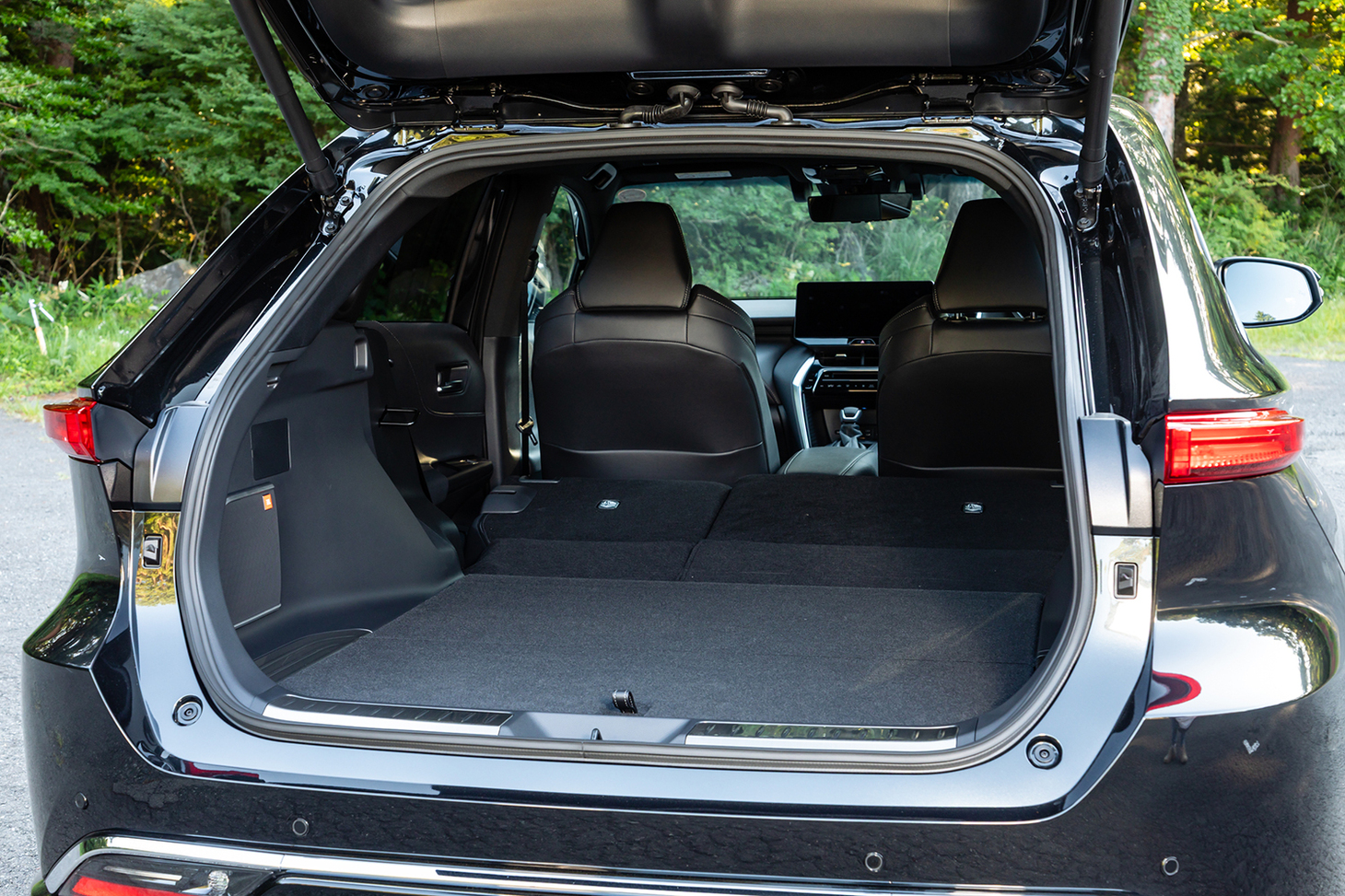 トヨタ・ハリアーZ“レザーパッケージ・ナイトシェード”（4WD/CVT）【試乗記】 の画像17枚 - webCG