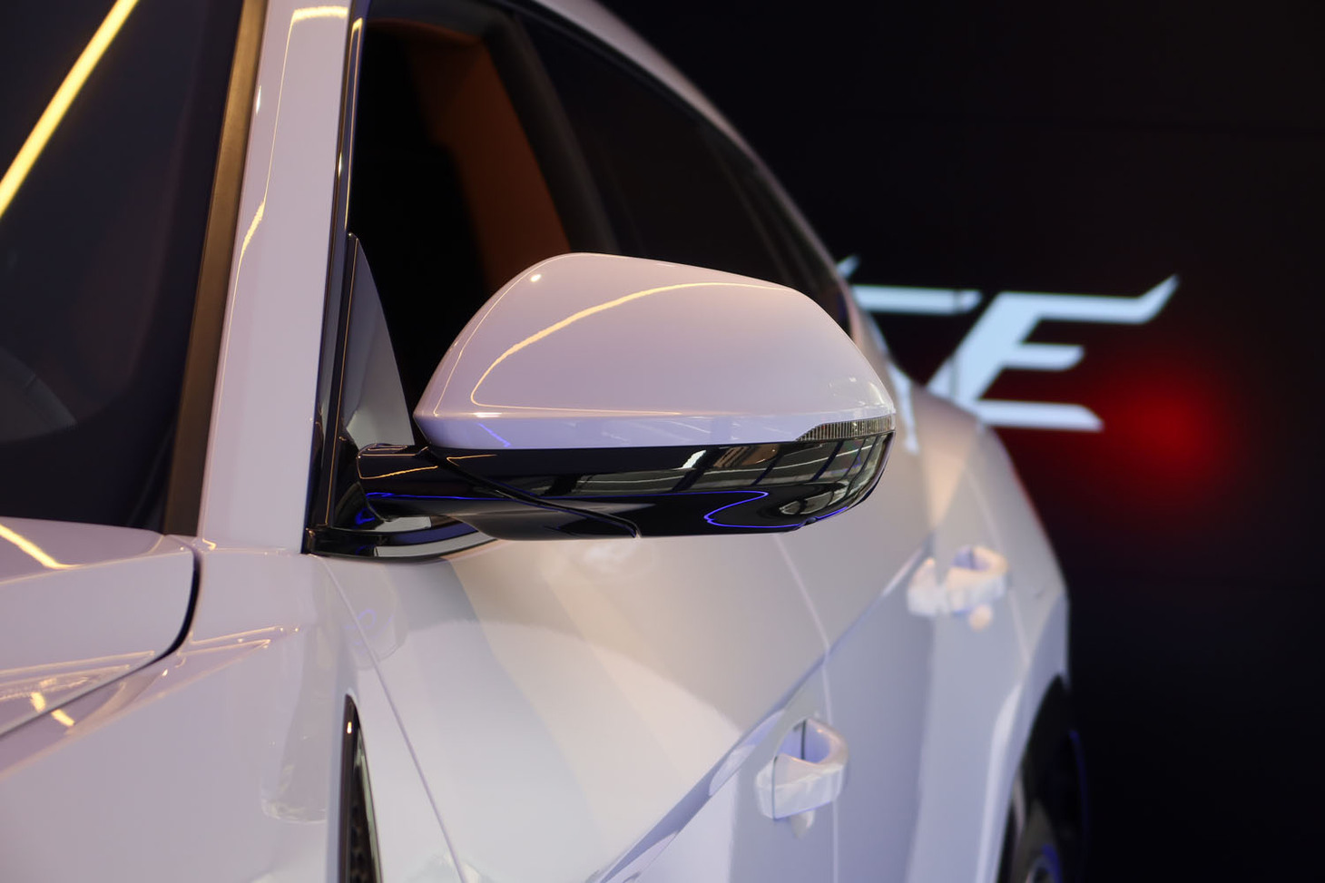 ランボルギーニ・ウルスSE 内装・外装など34枚 【画像・写真】 - webCG