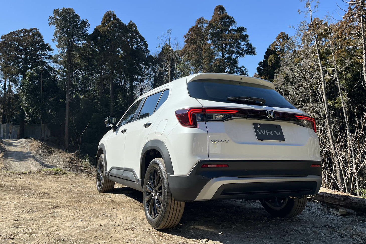 ホンダWR-V 内装・外装など102枚 【画像・写真】 - webCG