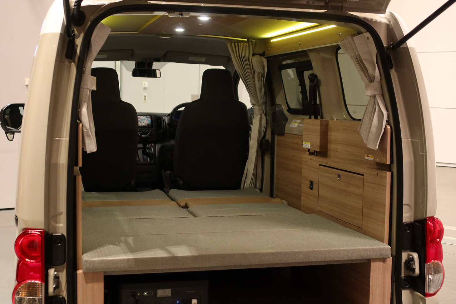 日産NV200バネットMYROOM 内装・外装など75枚 【画像・写真】 - webCG