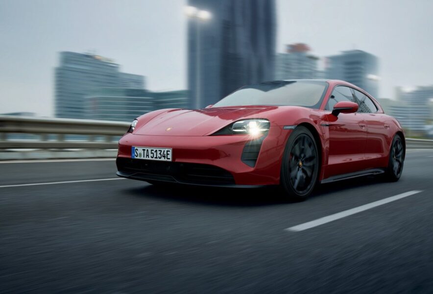 ポルシェが「東京マラソン2024」オフィシャルパートナーに BEV「タイカン」が先導車として東京を走行 - EVcafe powered by webCG