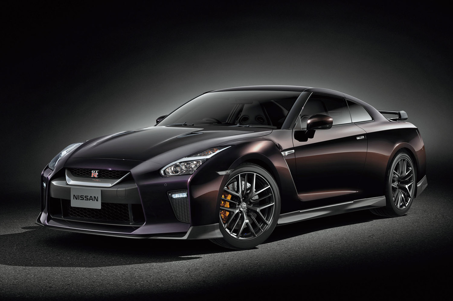 大坂なおみ仕様の「日産GT-R」50台限定で発売 【ニュース】 の画像5枚 - webCG