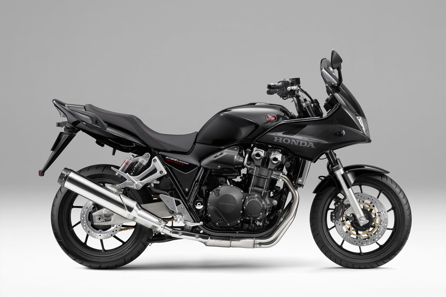 ホンダが「CB1300」シリーズのファイナルモデルを発表 【ニュース】 の画像4枚 - webCG