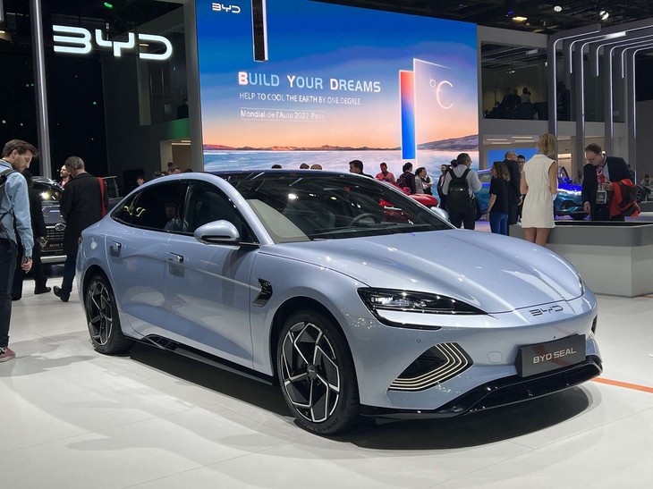 パリモーターショー2022（BYD） 内装・外装など17枚 【画像・写真】 - webCG