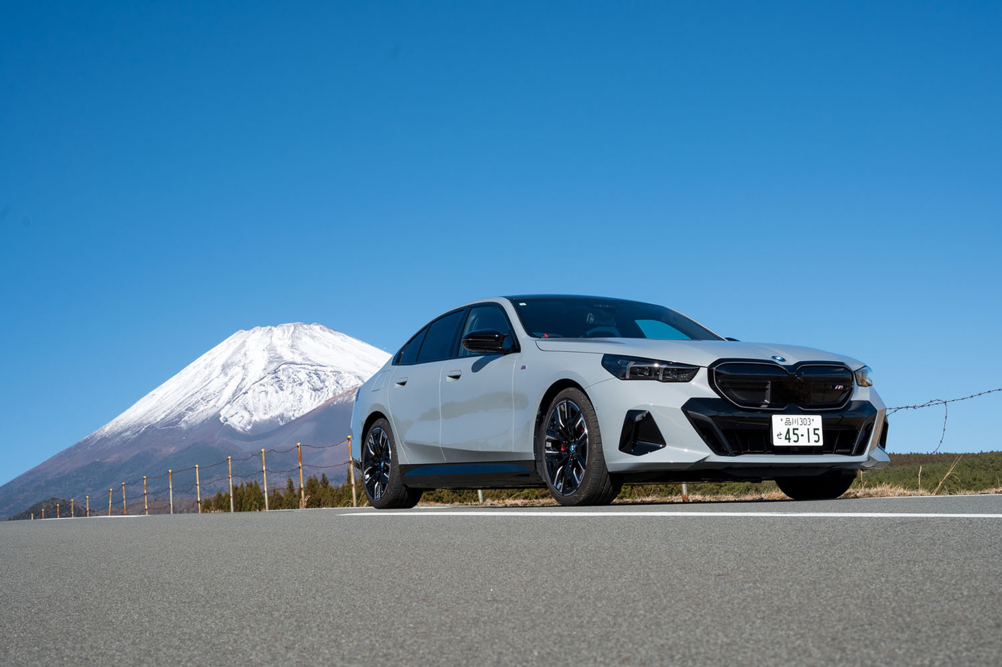 BMW i5 M60 xDrive（4WD）【試乗記】 こちらの顔は金剛力士 - webCG