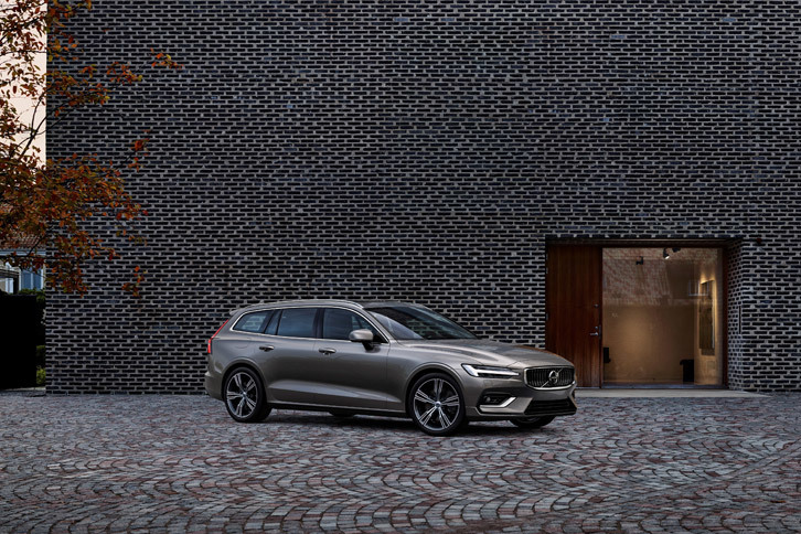 ボルボV60 内装・外装など70枚 【画像・写真】 - webCG