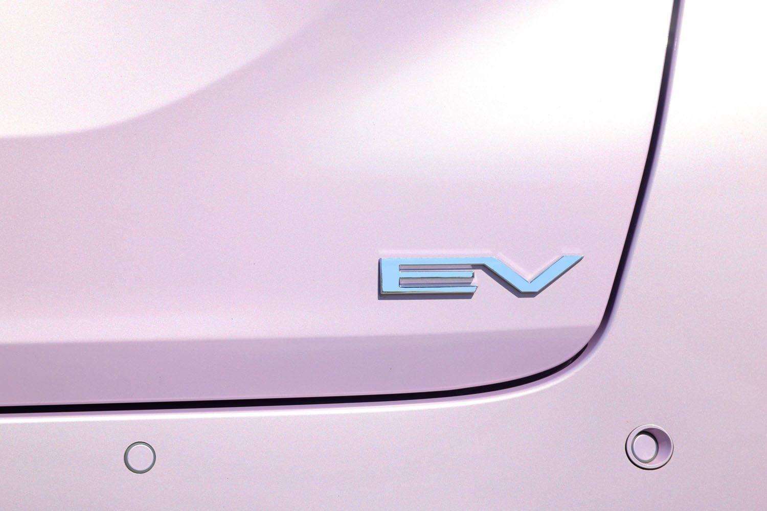 小さなクルマで大満足 三菱eKクロスEVの魅力に迫る 【できる軽でもっといいカーライフ 三菱eKクロスEVで行こう＜AD＞】 - webCG