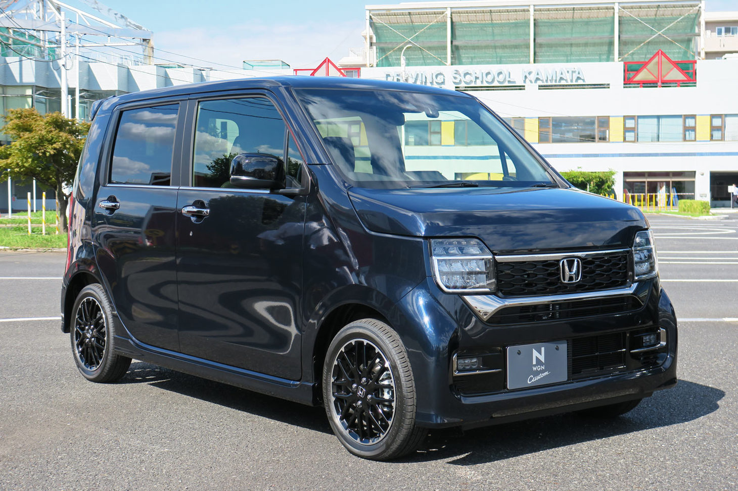 ホンダN-WGN Lスタイル＋ ビター／N-WGNカスタムL・ターボ／N-WGN L 内装・外装など48枚 【画像・写真】 - webCG