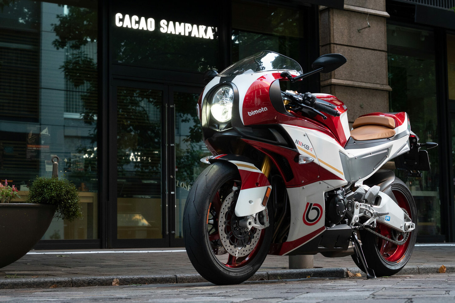 ビモータKB4（6MT）【レビュー】 の画像17枚 - webCG