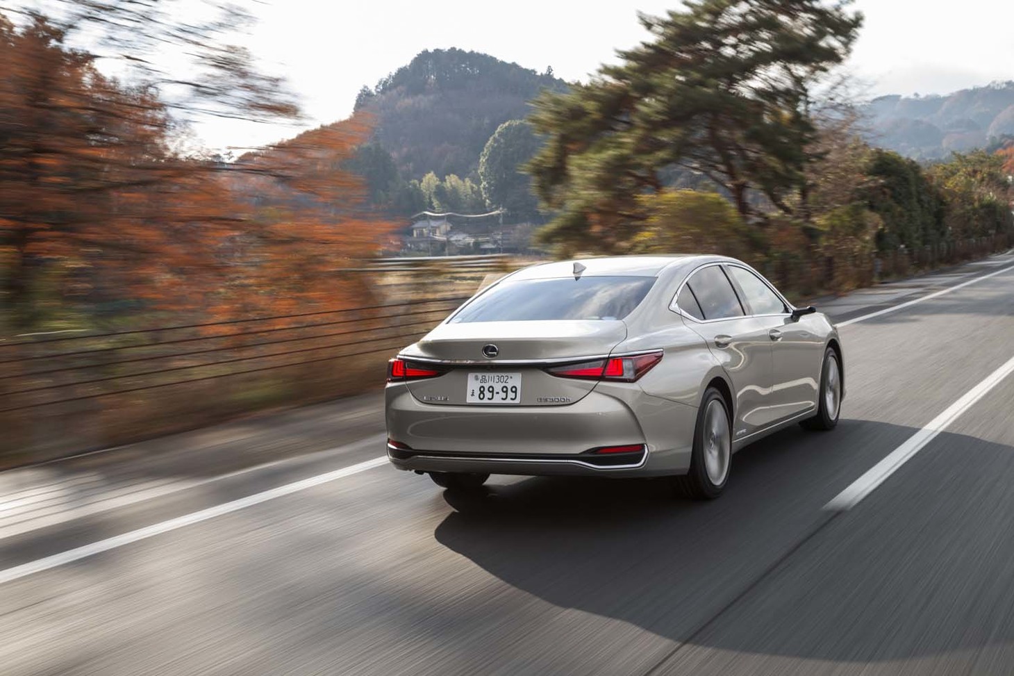 レクサスES300h“バージョンL”（FF/CVT）【試乗記】 の画像18枚 - webCG