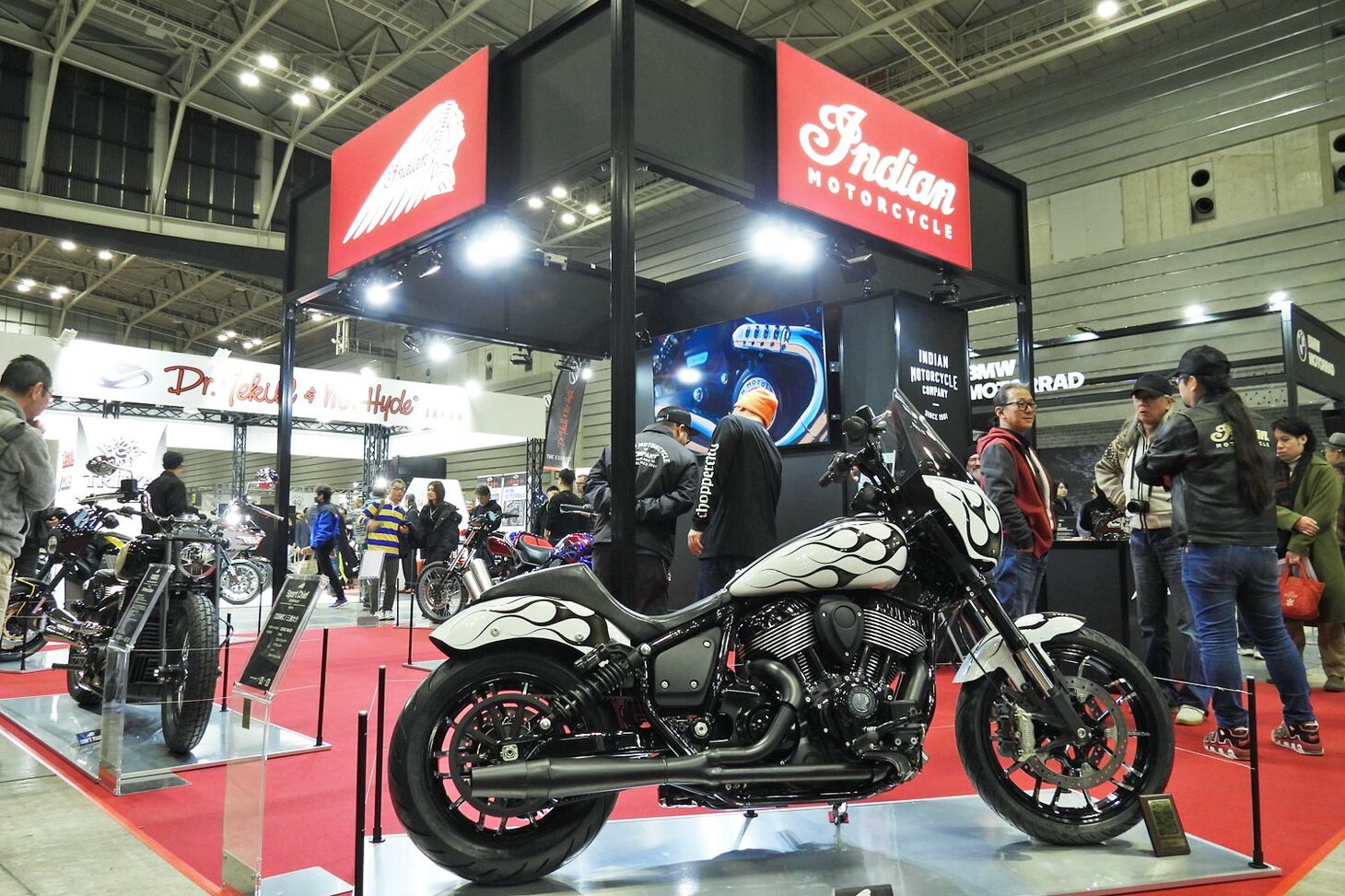 「ヨコハマホットロッドカスタムショー2024」の会場から（インディアン） 内装・外装など60枚 【画像・写真】 - webCG