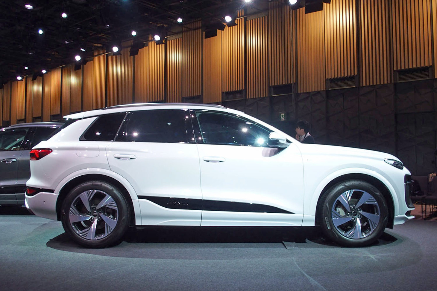 アウディQ6 e-tron 内装・外装など67枚 【画像・写真】 - webCG