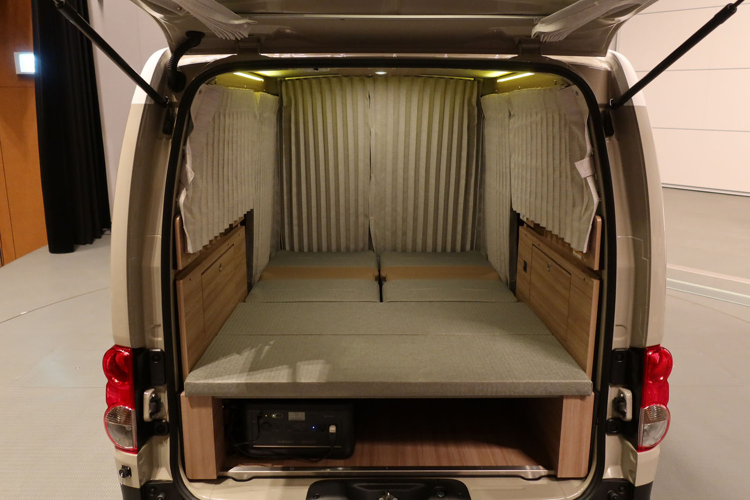 日産NV200バネットMYROOM 内装・外装など75枚 【画像・写真】 - webCG