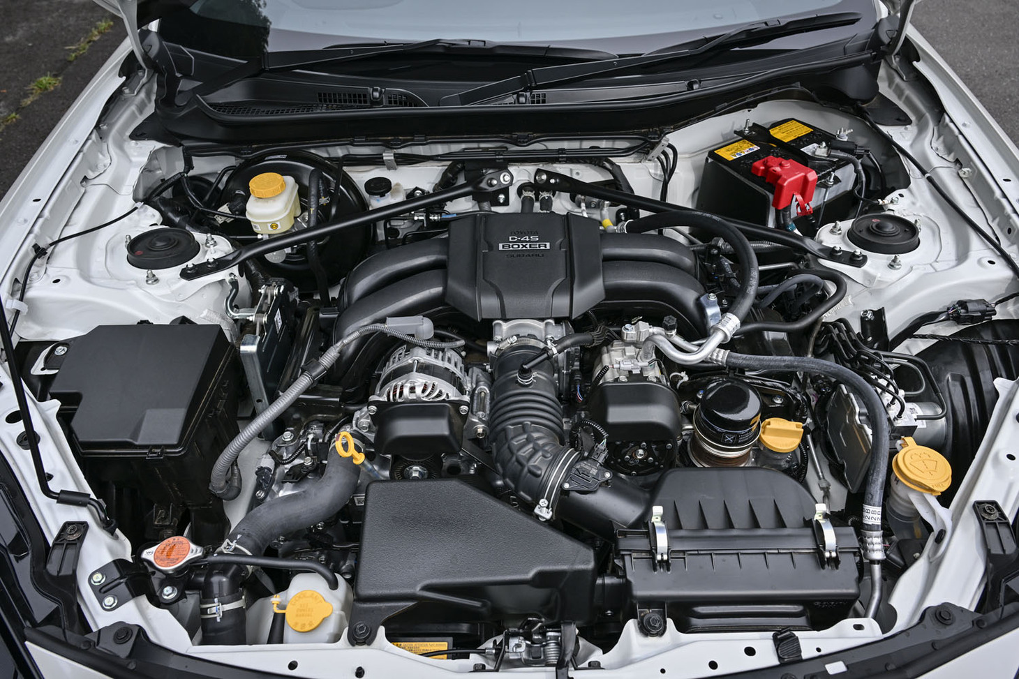 スバルBRZ STI Sport／BRZ STI Sport（STIパーツ装着車） 内装・外装など67枚 【画像・写真】 - webCG