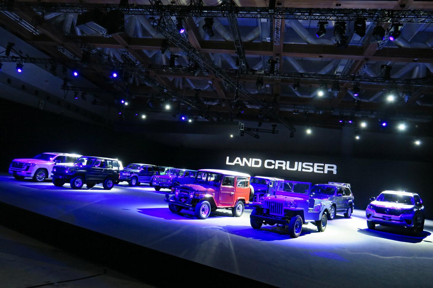 トヨタ・ランドクルーザー“250” 内装・外装など73枚 【画像・写真】 - webCG