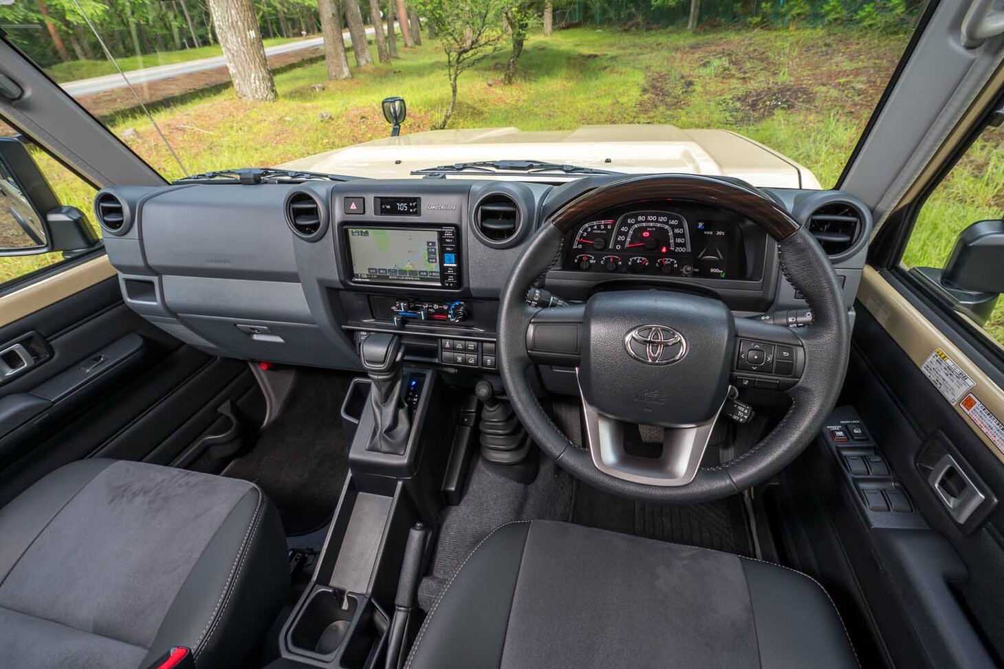 トヨタ・ランドクルーザー“70”AX（4WD/6AT）【試乗記】 の画像31枚 - webCG