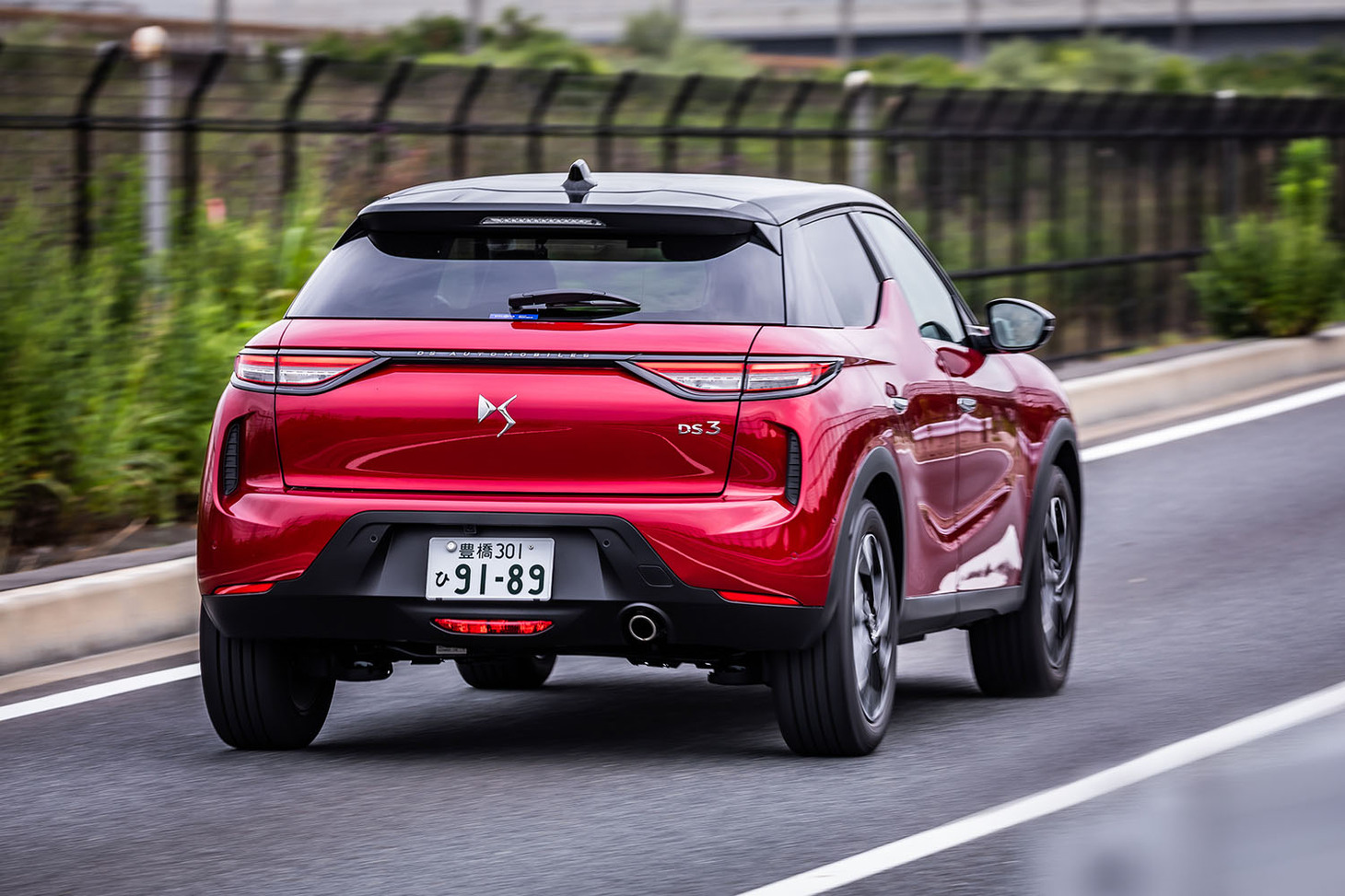 DS 3オペラBlueHDi（FF/8AT）【試乗記】 の画像20枚 - webCG