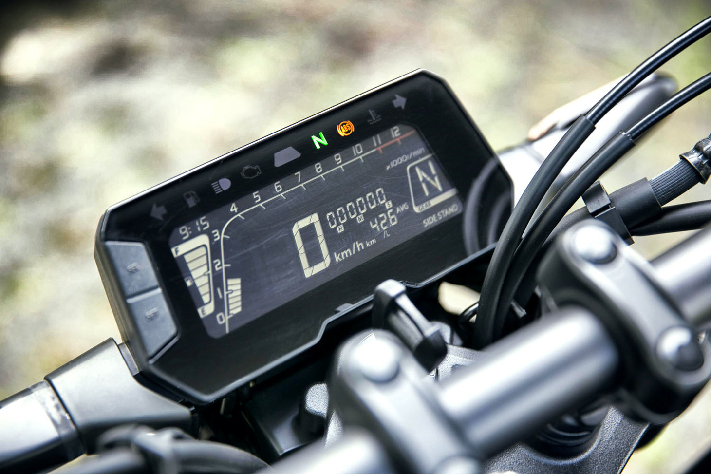 ホンダCB125R（MR/6MT）【レビュー】 の画像11枚 - webCG