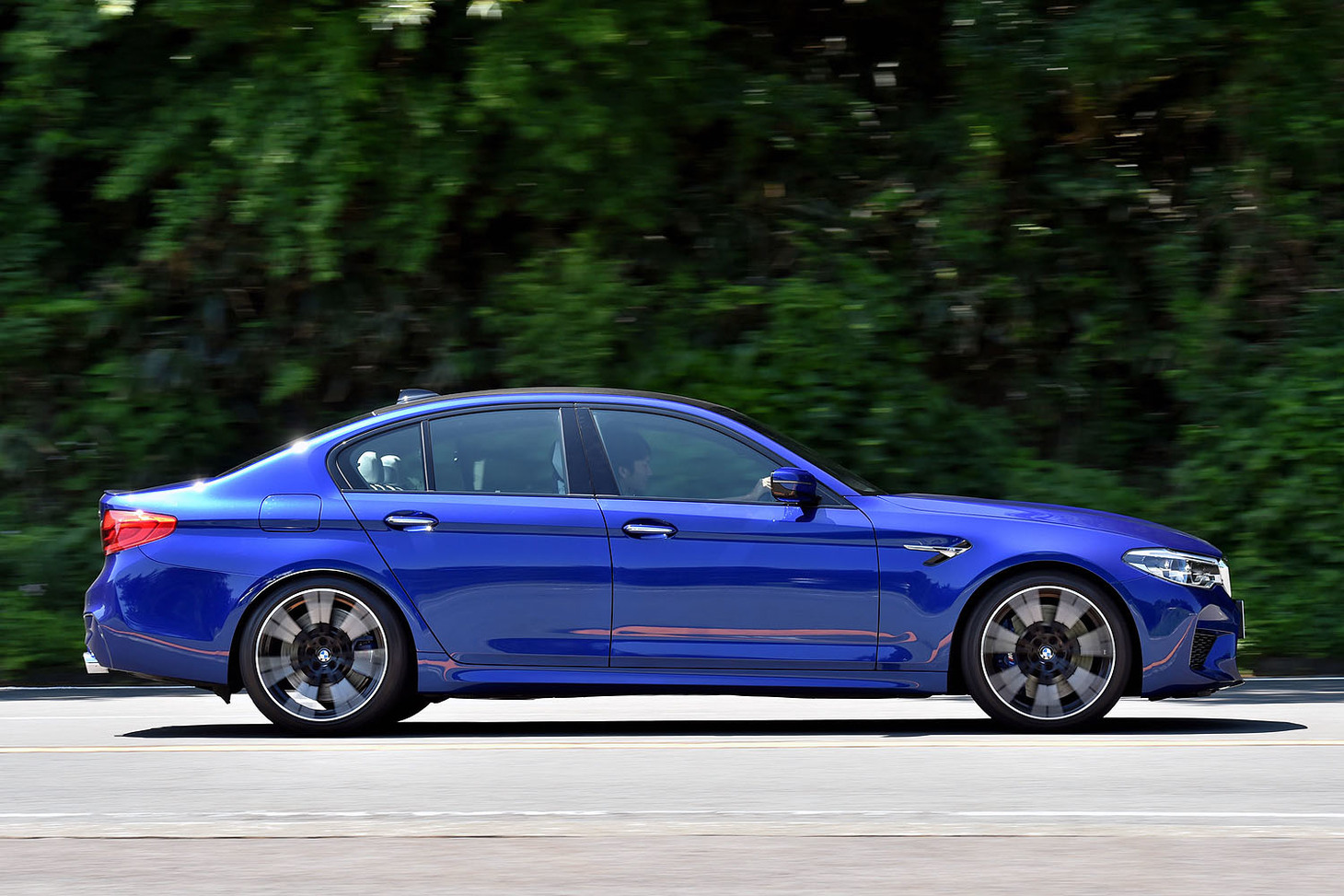 BMW M5（前編） の画像10枚 - webCG