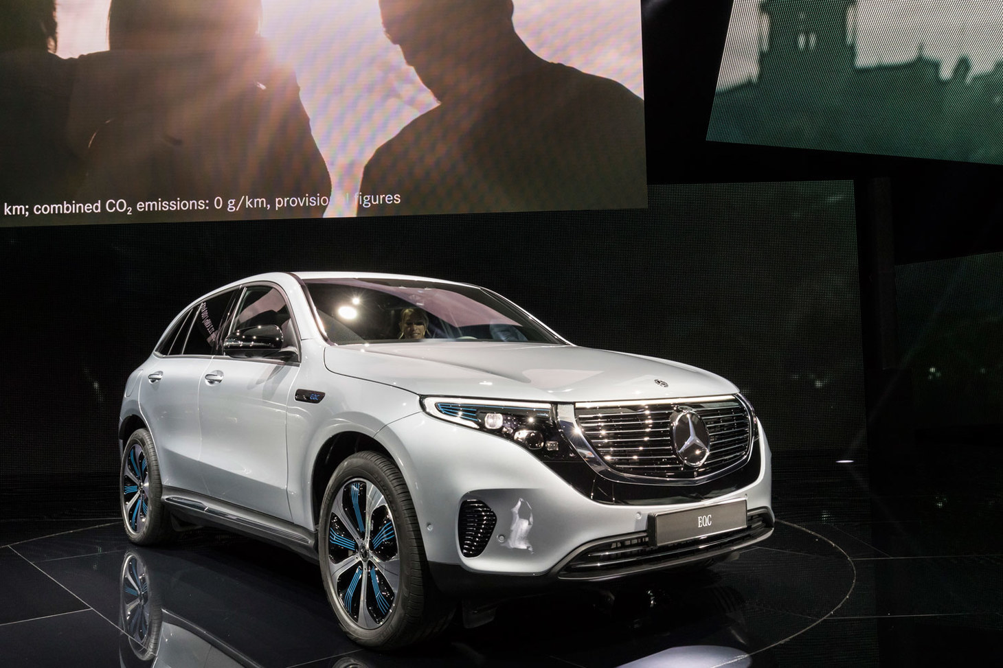 メルセデス・ベンツEQC ビジュアル44枚 【画像・写真】 - webCG