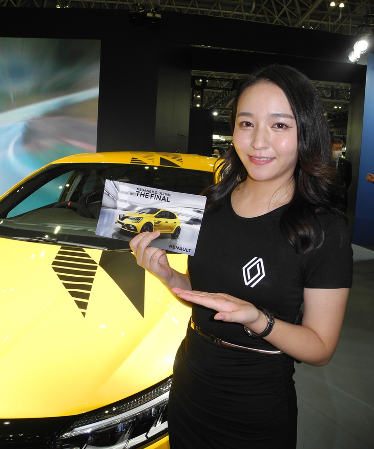 【東京オートサロン2023】 コンパニオン名鑑（その11） ビジュアル23枚 【画像・写真】 - webCG