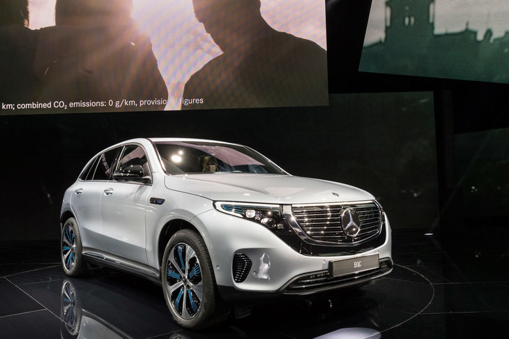 メルセデス・ベンツEQC ビジュアル44枚 【画像・写真】 - webCG