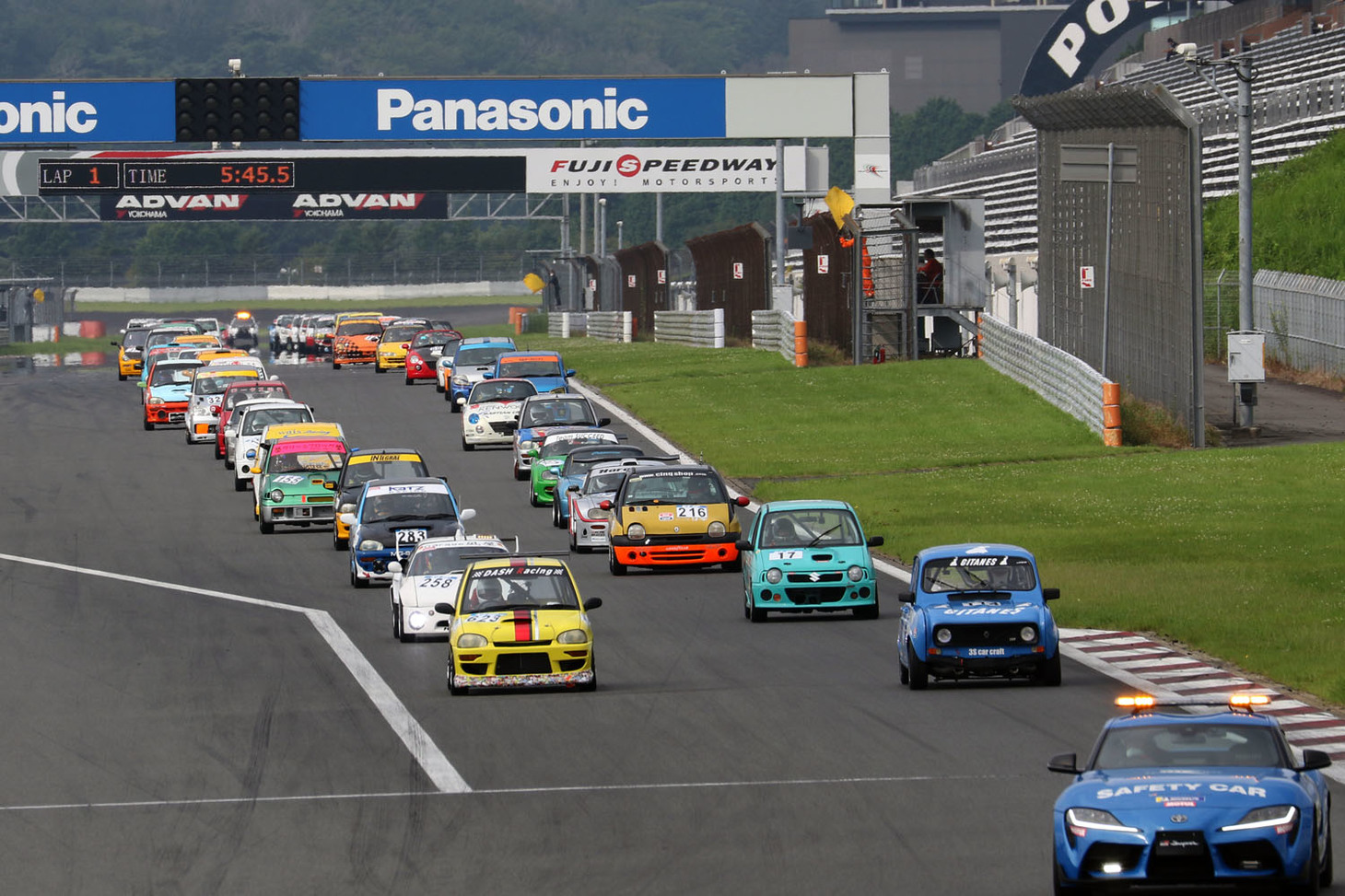 個性派レーシングカーが激走！ 「K4-GP 富士 10時間耐久」参戦マシン ビジュアル40枚 【画像・写真】 - webCG