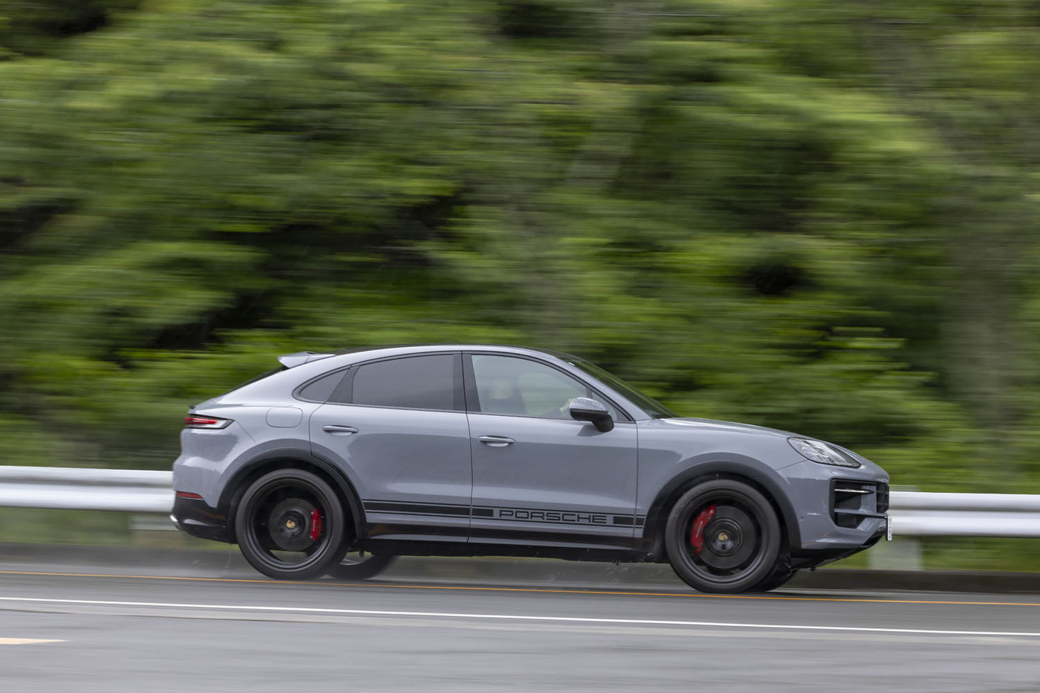 ポルシェ・カイエンSクーペ（後編） の画像11枚 - webCG