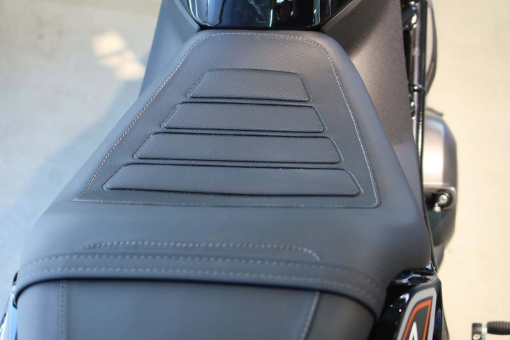 ハーレーダビッドソンX350／X500 内装・外装など48枚 【画像・写真】 - webCG