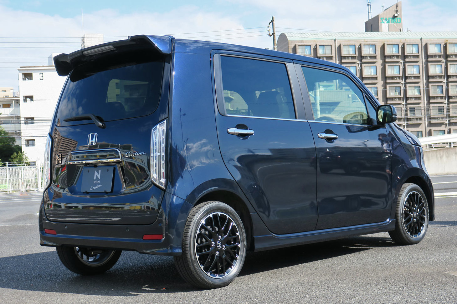 ホンダN-WGN Lスタイル＋ ビター／N-WGNカスタムL・ターボ／N-WGN L 内装・外装など48枚 【画像・写真】 - webCG