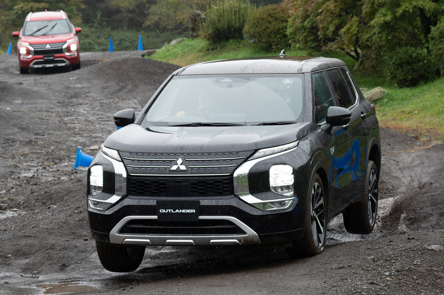 三菱アウトランダーP／デリカD：5 P／トライトンAXCR試作車【試乗記】 の画像26枚 - webCG