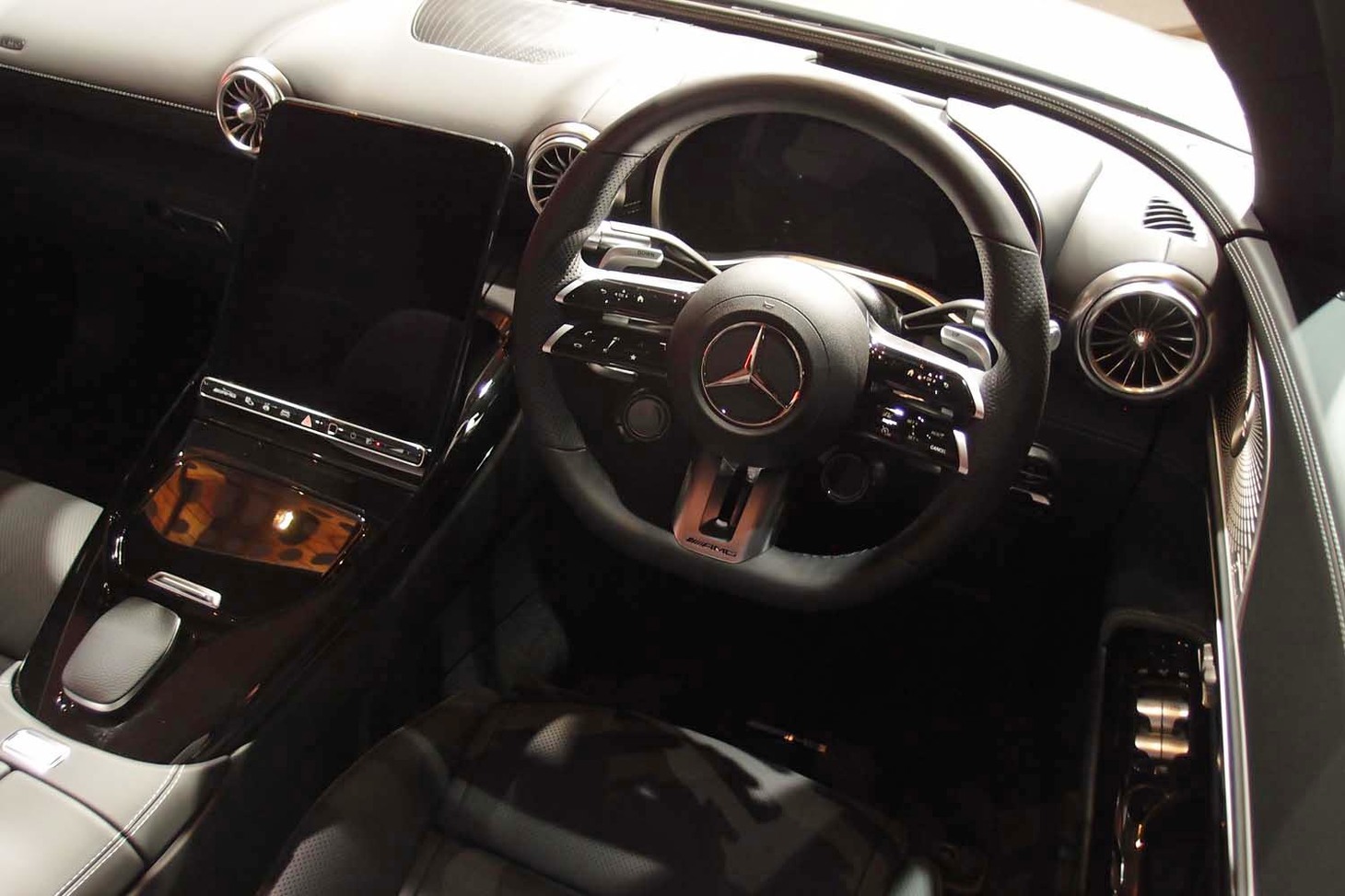 メルセデスAMG SL43 内装・外装など70枚 【画像・写真】 - webCG