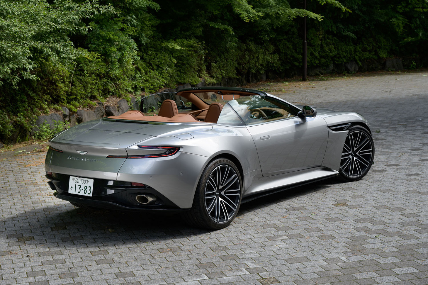 アストンマーティンDB12ヴォランテ（FR/8AT）【試乗記】 の画像21枚 - webCG