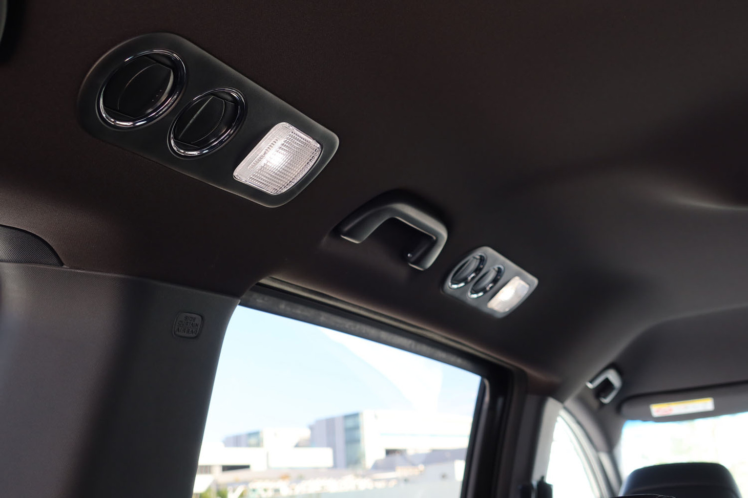 ホンダ・オデッセイe：HEVアブソルート・EXブラックエディション／オデッセイe：HEVアブソルート・EX 内装・外装など94枚 【画像・写真】 - webCG