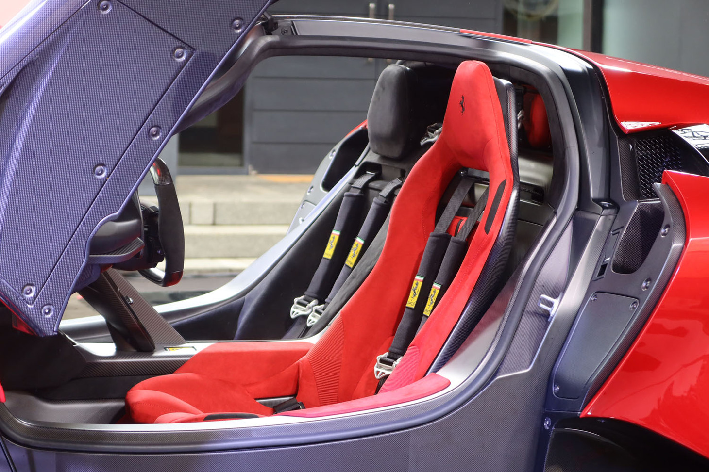 フェラーリF80 内装・外装など66枚 【画像・写真】 - webCG