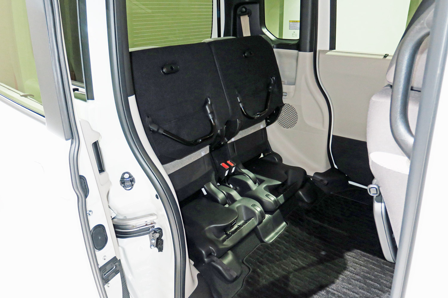 新型ホンダN-BOX／N-BOXカスタム 内装・外装など127枚 【画像・写真】 - webCG