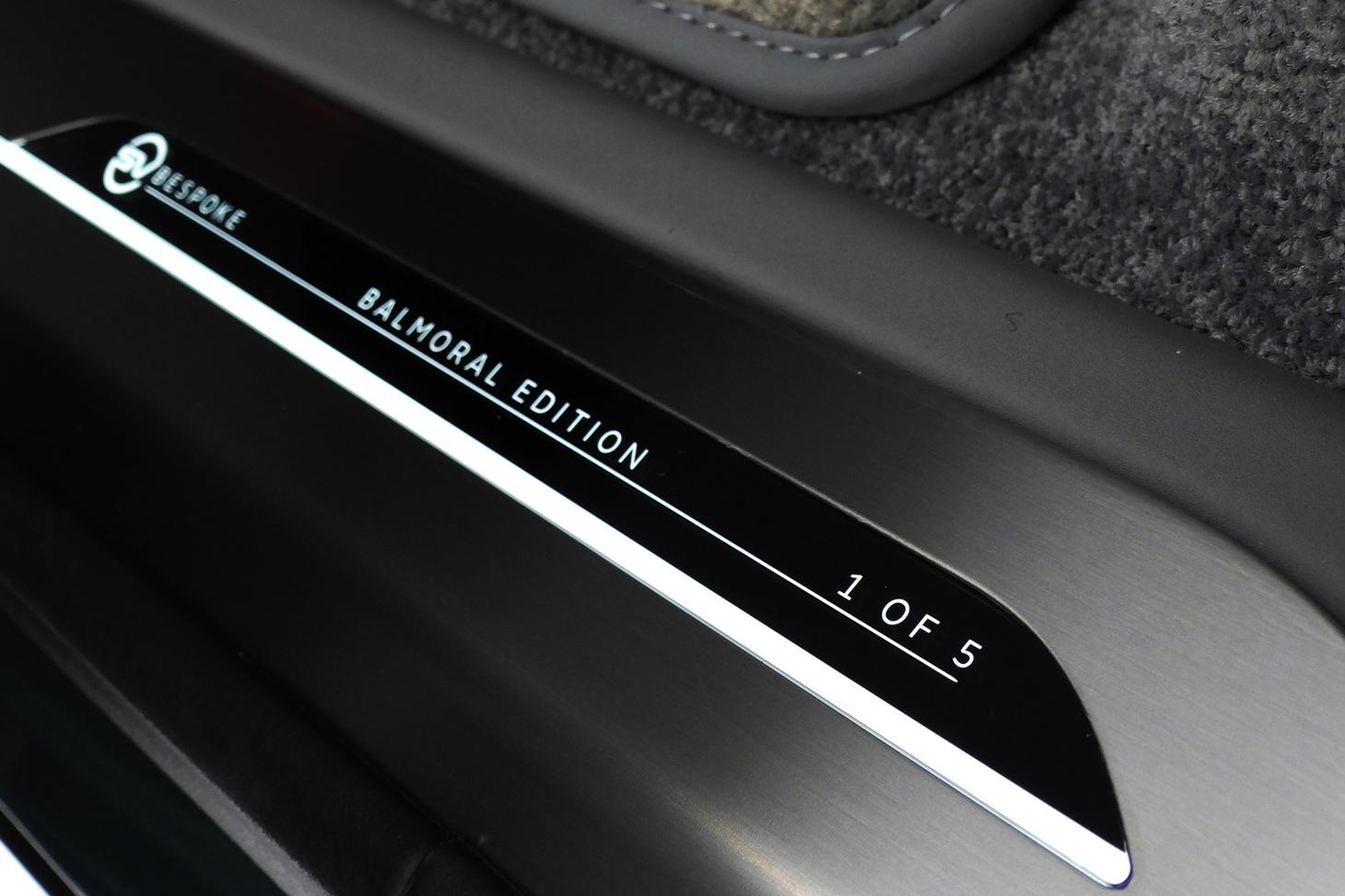 レンジローバーSVビスポーク バルモラルエディション 内装・外装など45枚 【画像・写真】 - webCG