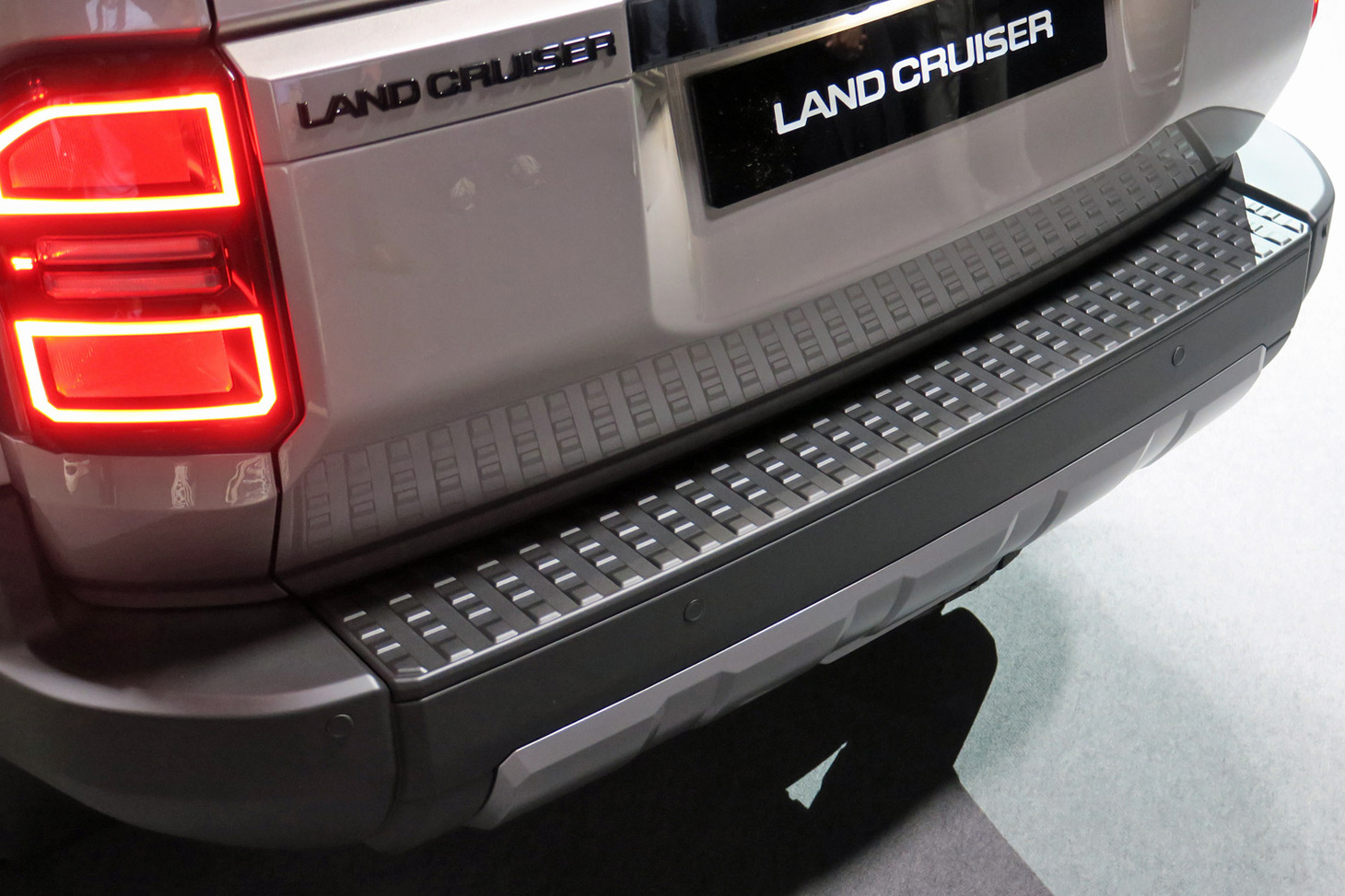 トヨタ・ランドクルーザー“250” 内装・外装など73枚 【画像・写真】 - webCG