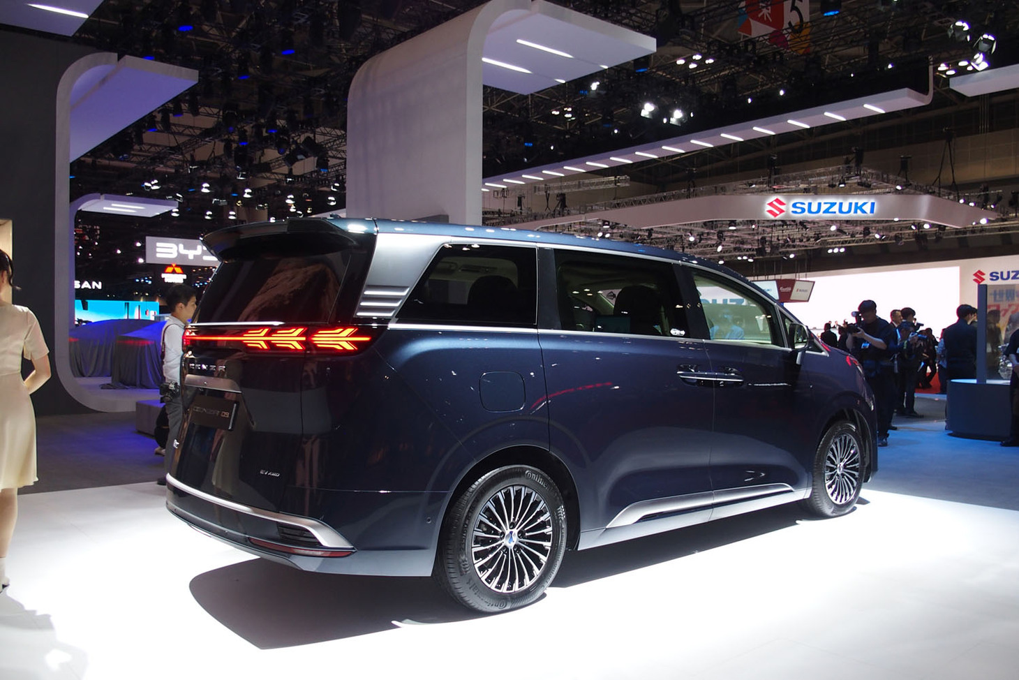 ジャパンモビリティショー2023（BYD、ヤンワンU8／デンツァD9） ビジュアル37枚 【画像・写真】 - webCG