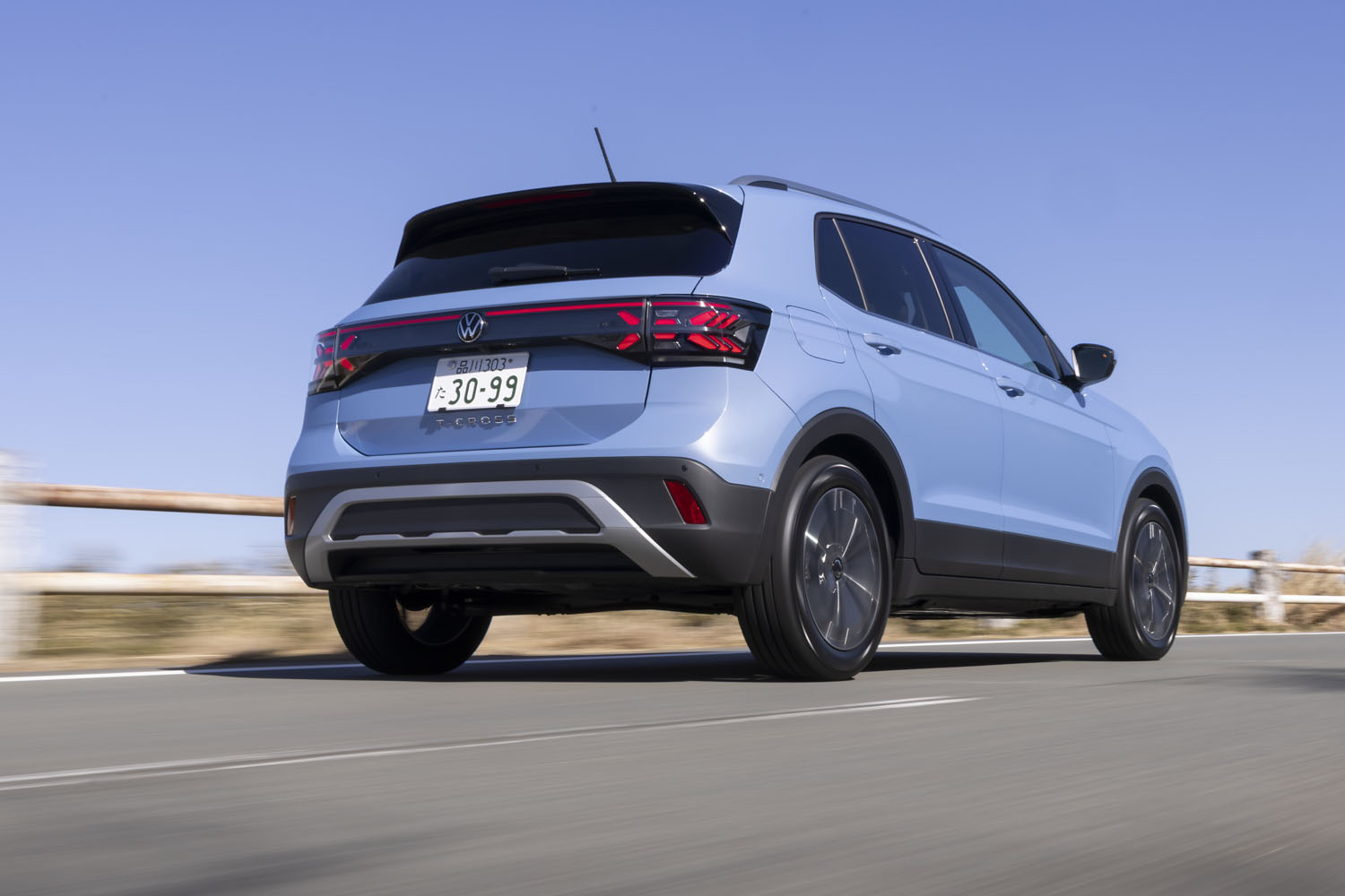 「KUMHO ECSTA HS52」の“ハイバランス”を味わう 【クルマも道も選ばぬ万能タイヤ 「KUMHO ECSTA HS52」を試す＜AD＞】 - webCG