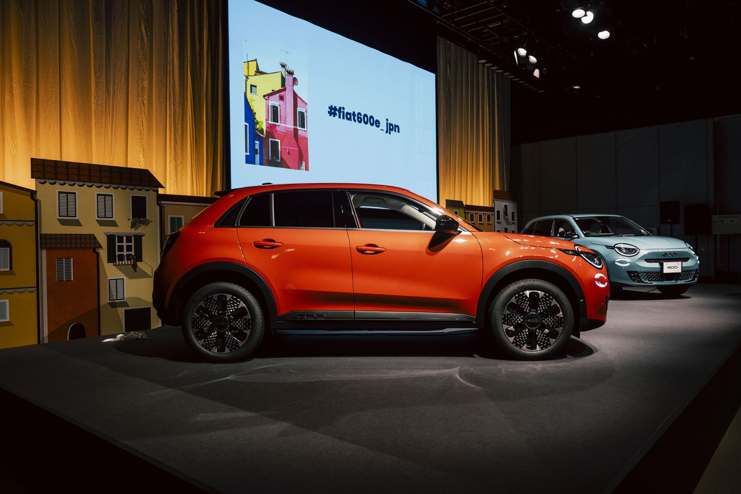 フィアット600e 内装・外装など61枚 【画像・写真】 - webCG