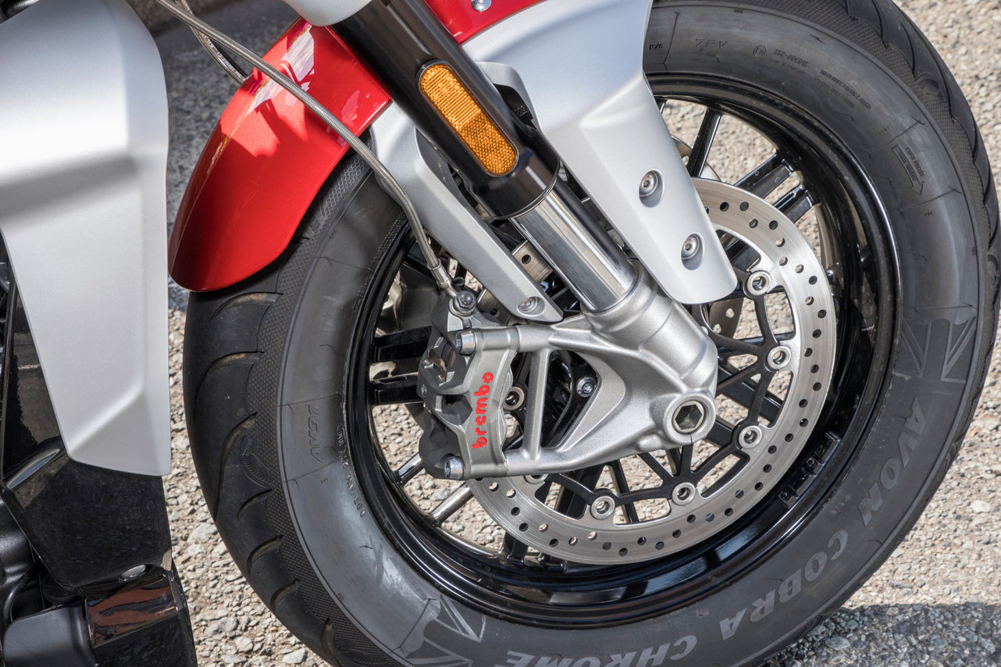 トライアンフ・ロケット3 R（MR/6MT）【レビュー】 の画像16枚 - webCG