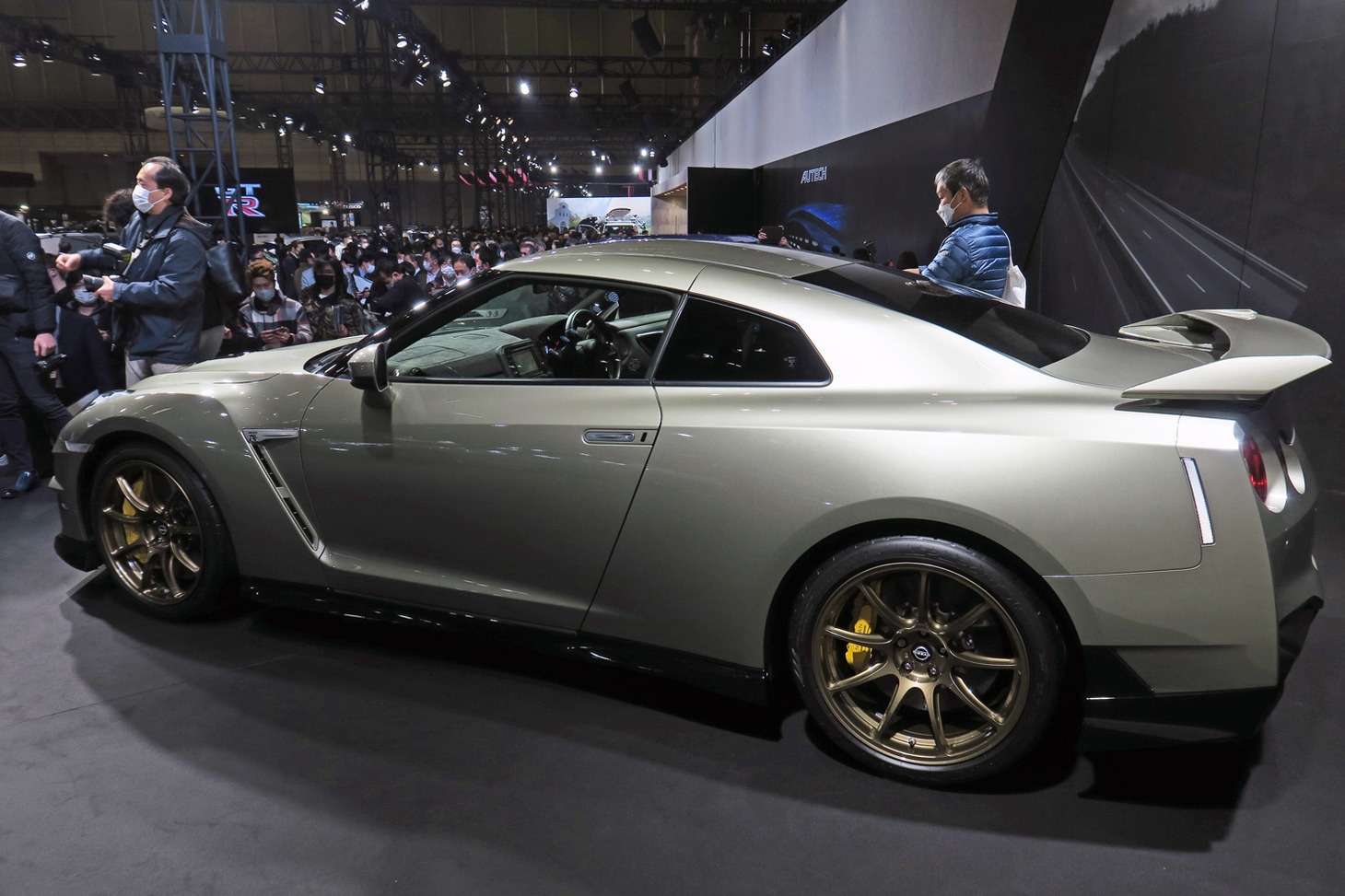 東京オートサロン2023（日産GT-R 2024年モデル） 内装・外装など69枚 【画像・写真】 - webCG