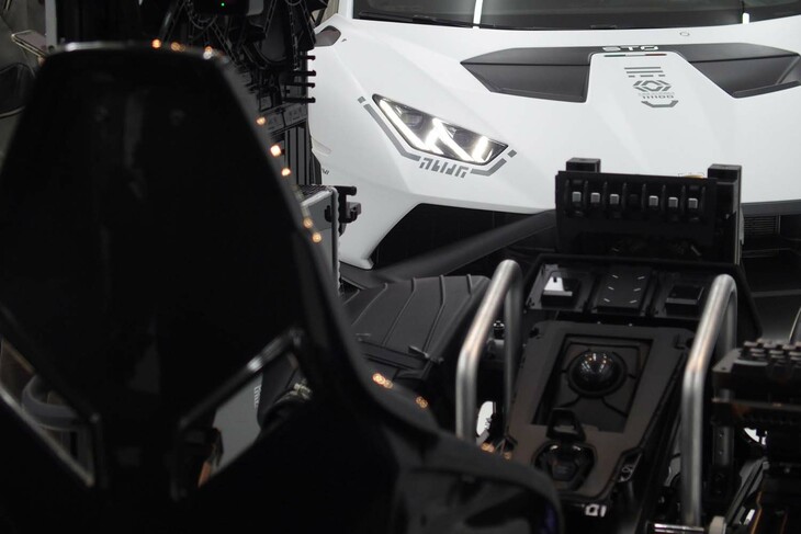 動画で見る「ランボルギーニ・ウラカンSTOタイムチェイサー_111100」 の画像4枚 - webCG