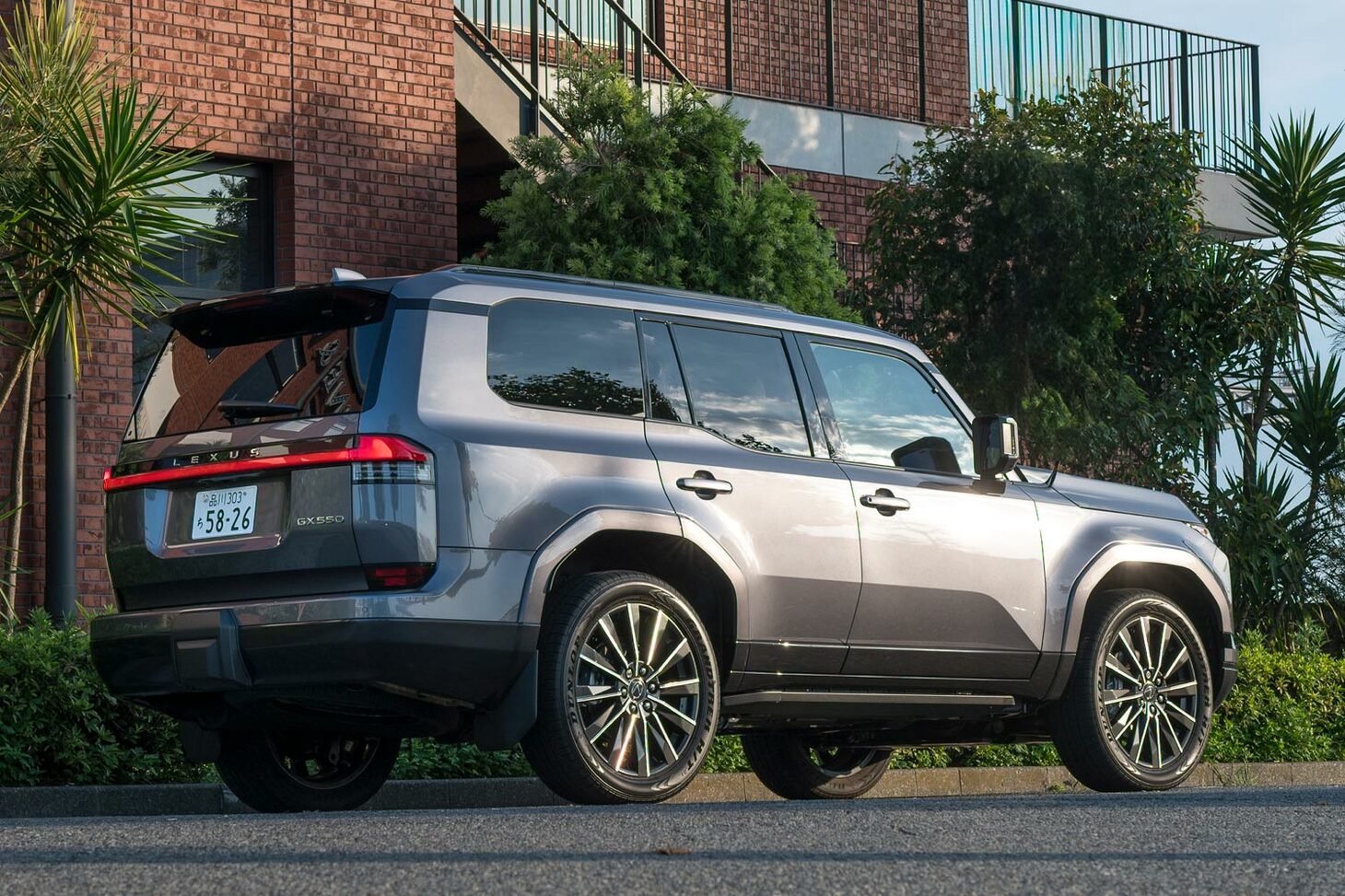 レクサスGX550“バージョンL”（4WD/10AT）【試乗記】 の画像23枚 - webCG