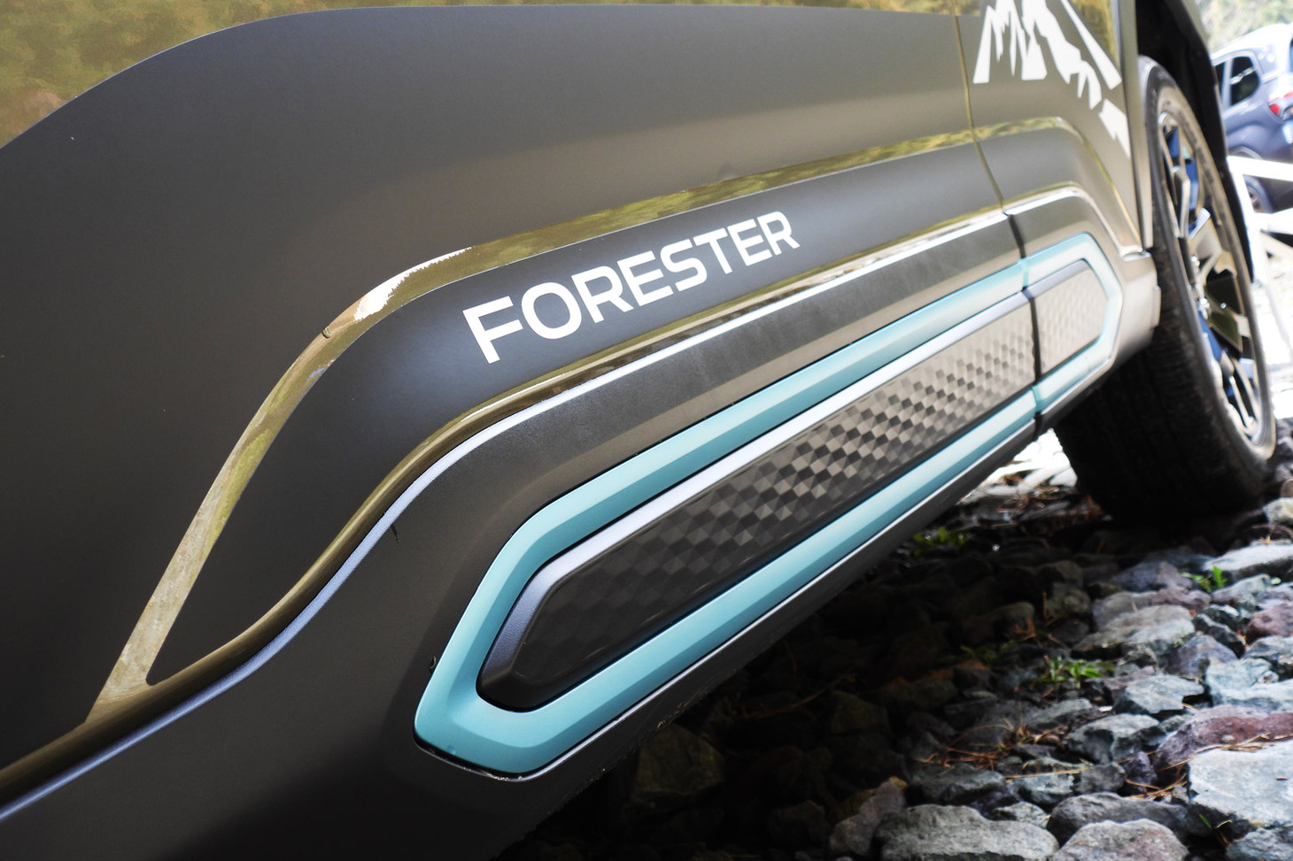 スバル・フォレスター スポーツEX／フォレスター スポーツEX用品装着車 内装・外装など100枚 【画像・写真】 - webCG